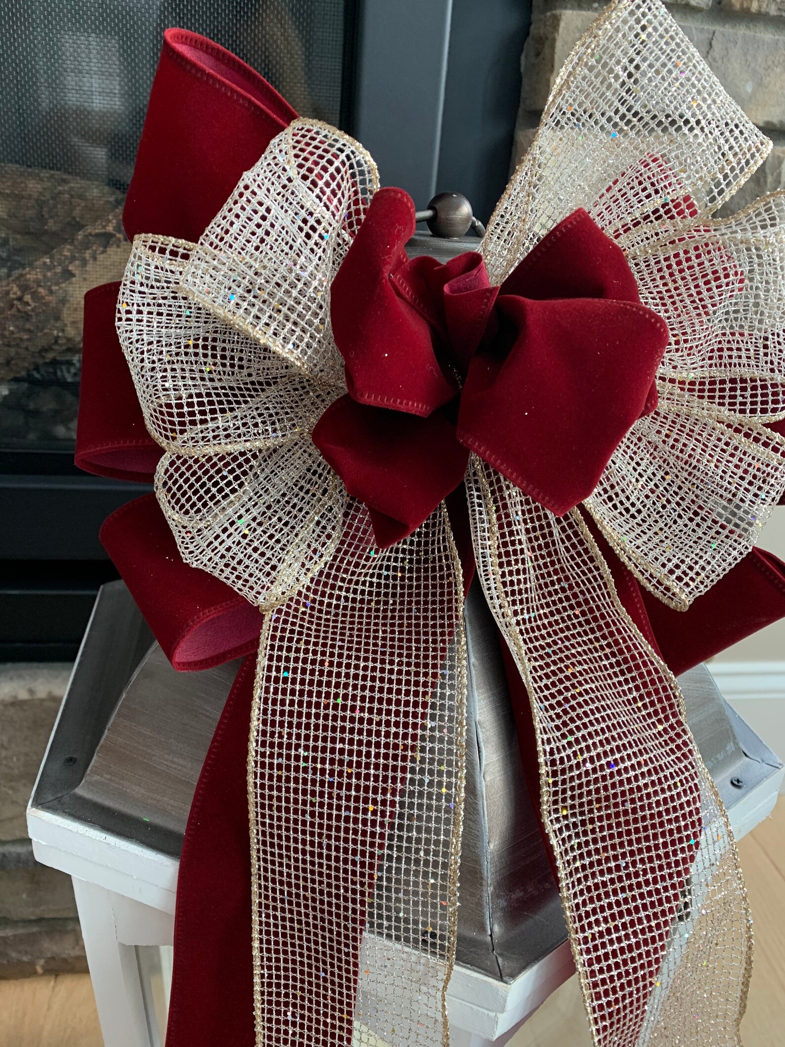 Set OF 2 Winter Holiday Bows Burgundy Velour and a Light - Etsy