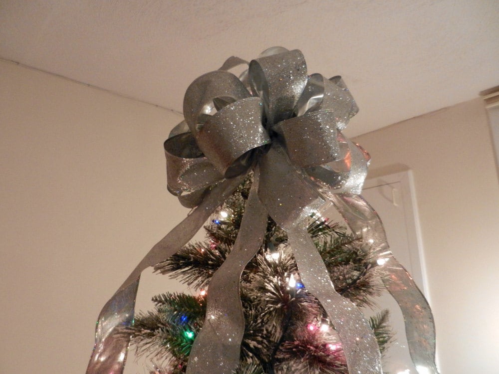 Large Silver Glitter Christmas Tree Topper Bow 6 Ft Tails - Etsy