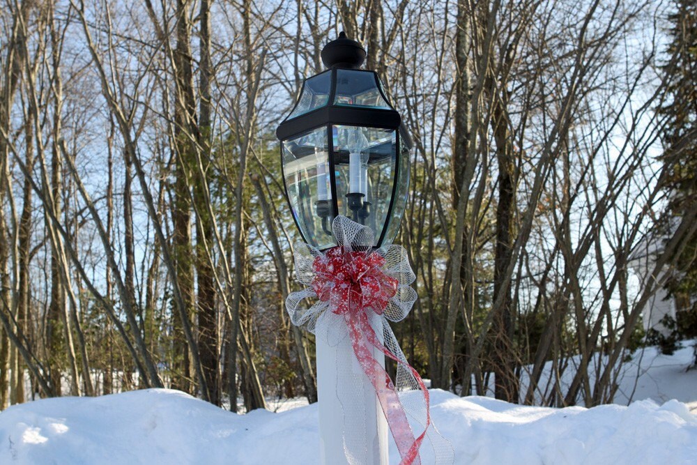 Set OF 2 Winter Holiday Bows Red and white snowflake bows set | Etsy