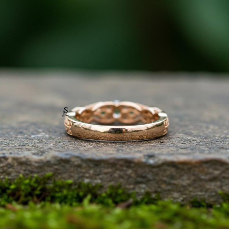 Floral Motif Art Deco Band, Scrollwork Filigree Band, Green Round Cut ...