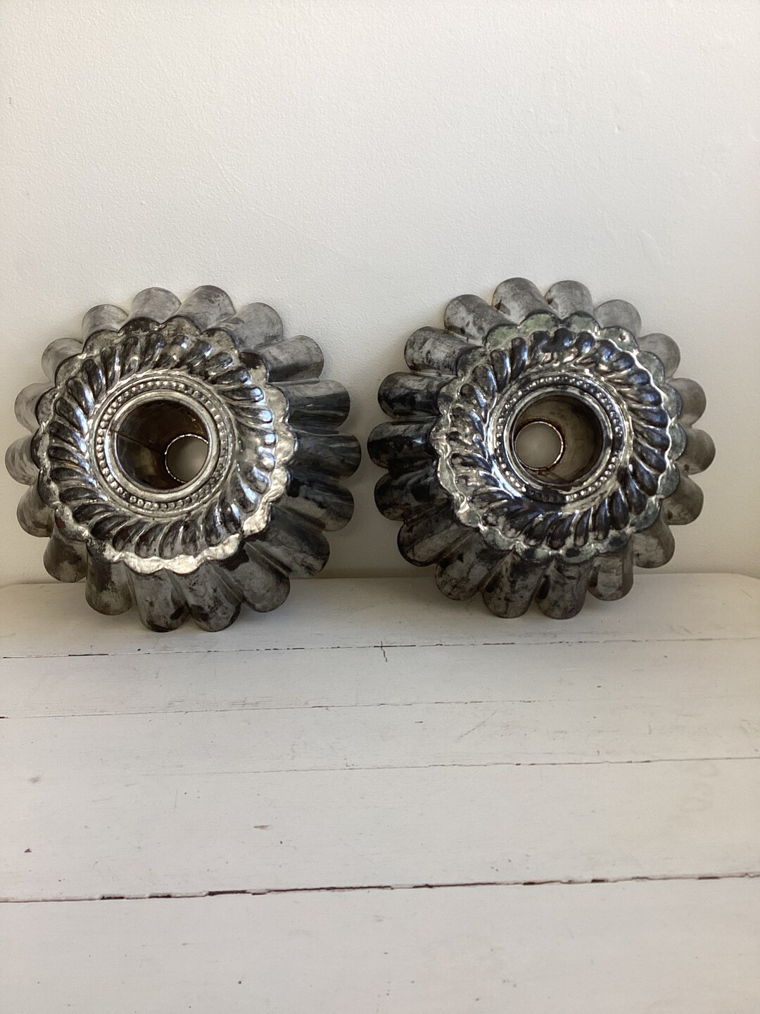 Pair of Matched Vintage Tin Molds - Etsy