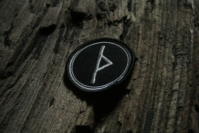 Thurs / Thurisaz rune PATCH | Etsy
