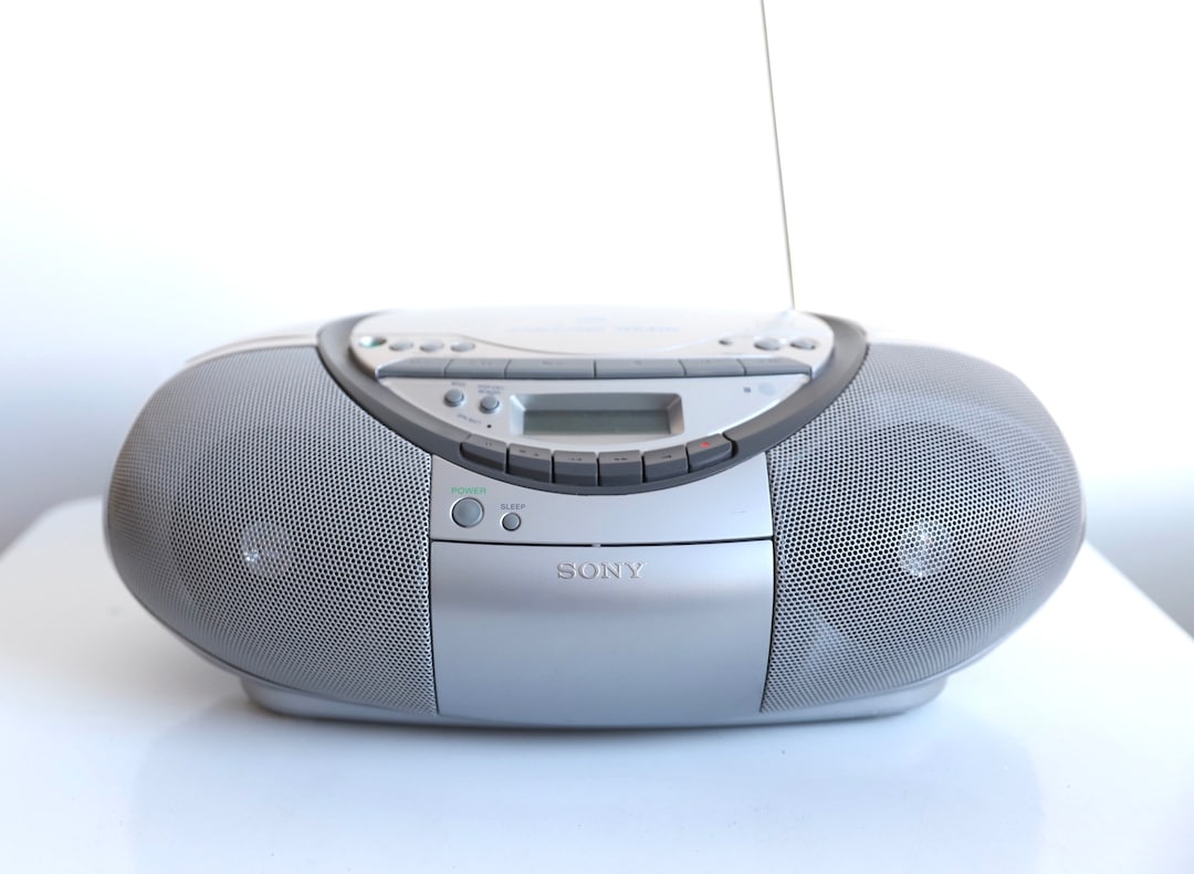 Vintage 1990s BOOMBOX Silver SONY Cd Player Am/fm Radio Tested ...