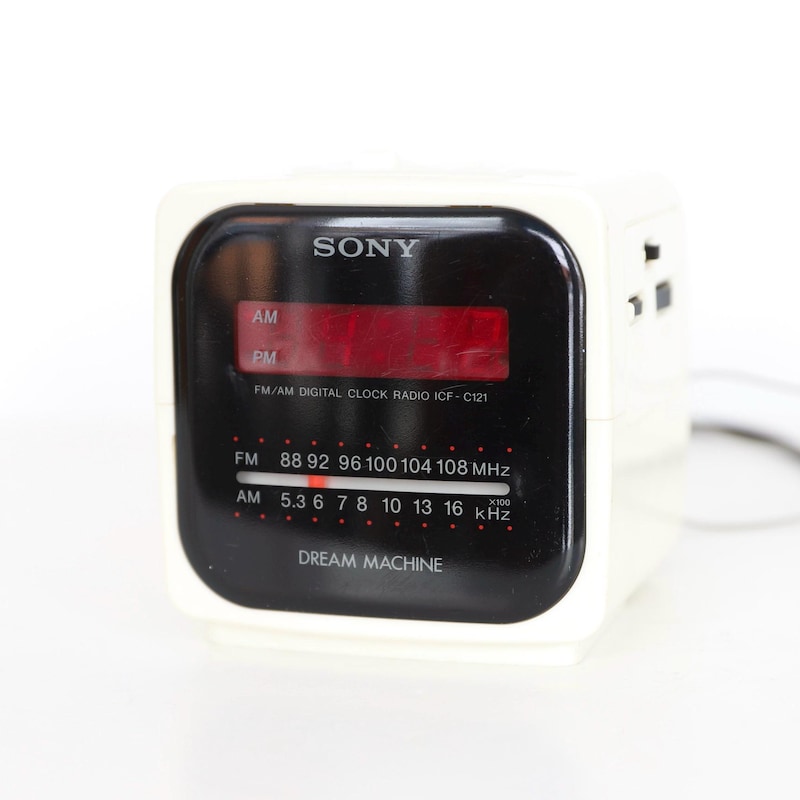 Vintage Bedside Radio - Etsy