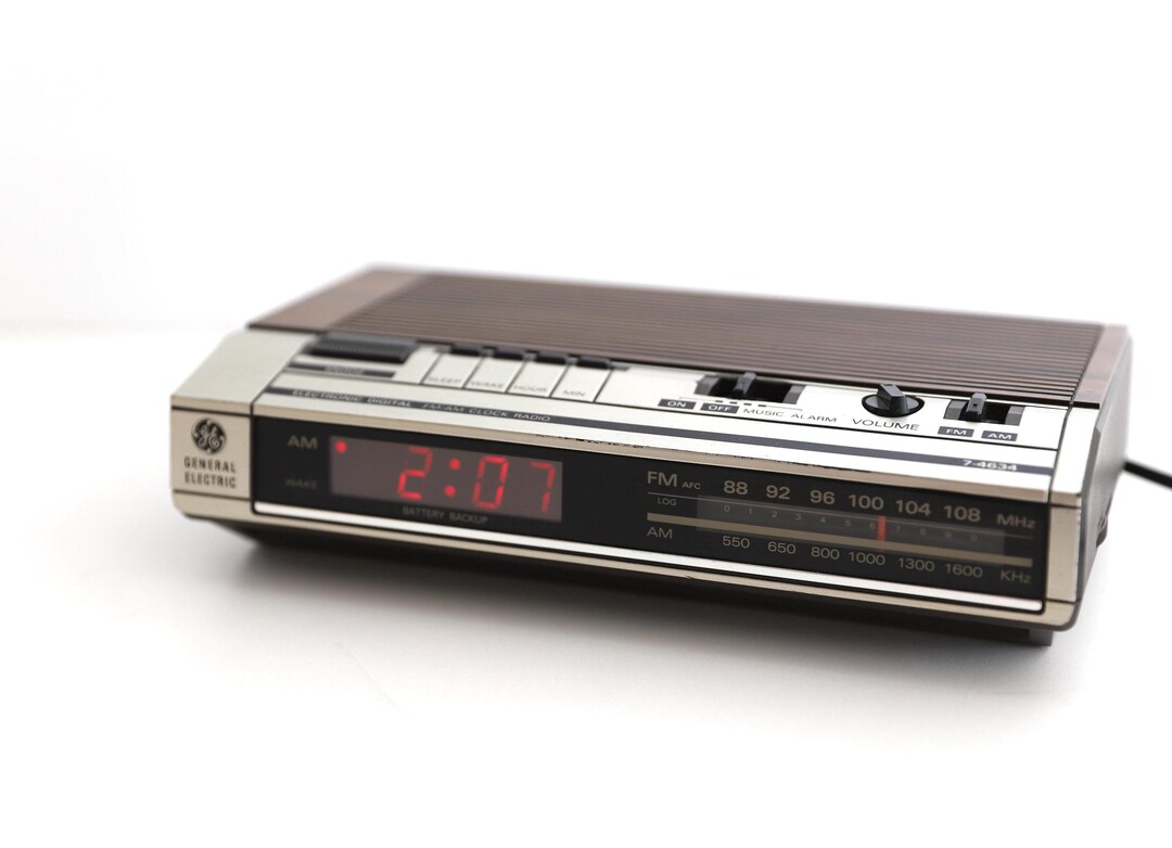 Vintage 1980s G.E. Vintage ALARM Clock Vintage Am/fm Radio Tested and ...