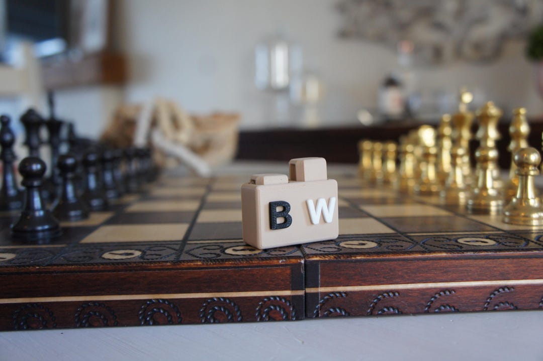Custom Mechanical Chess Turn Tracker – 3D Printed B/W Indicator - Etsy