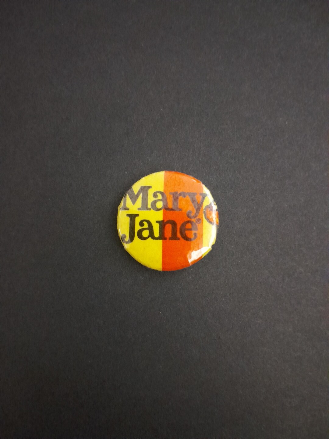 Mary Jane Button Pin / Upcycled Button / Upcycled Pin - Etsy