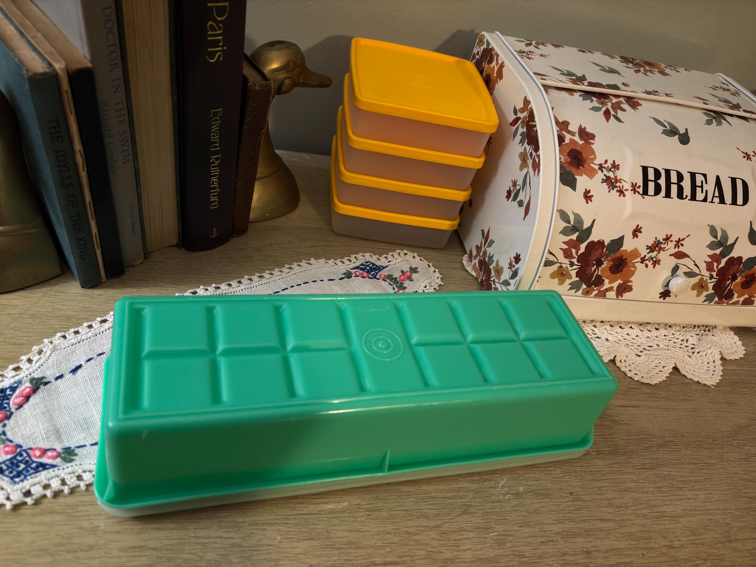 Vintage Tupperware Thin-stor Container, Celery or Veggie Keeper ...