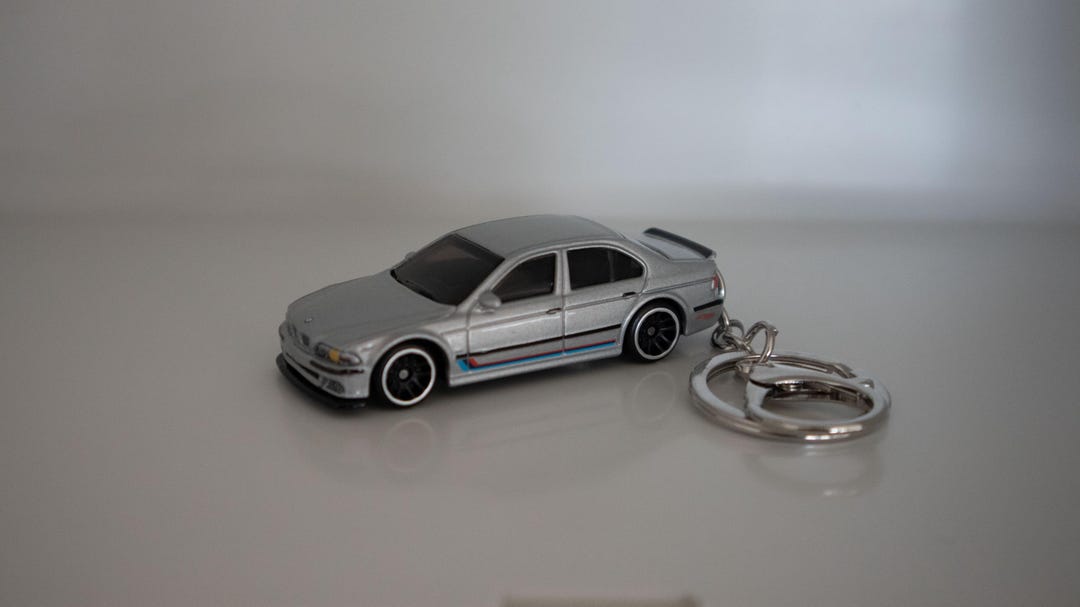 2001 BMW M5 E39 Hot Wheels Keychain - Etsy
