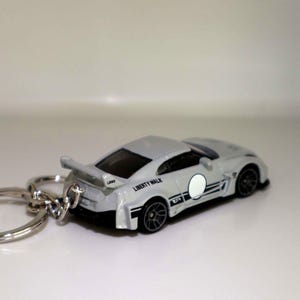 Nissan Skyline GTR R35 LBWK Hot Wheels Keychain - Etsy