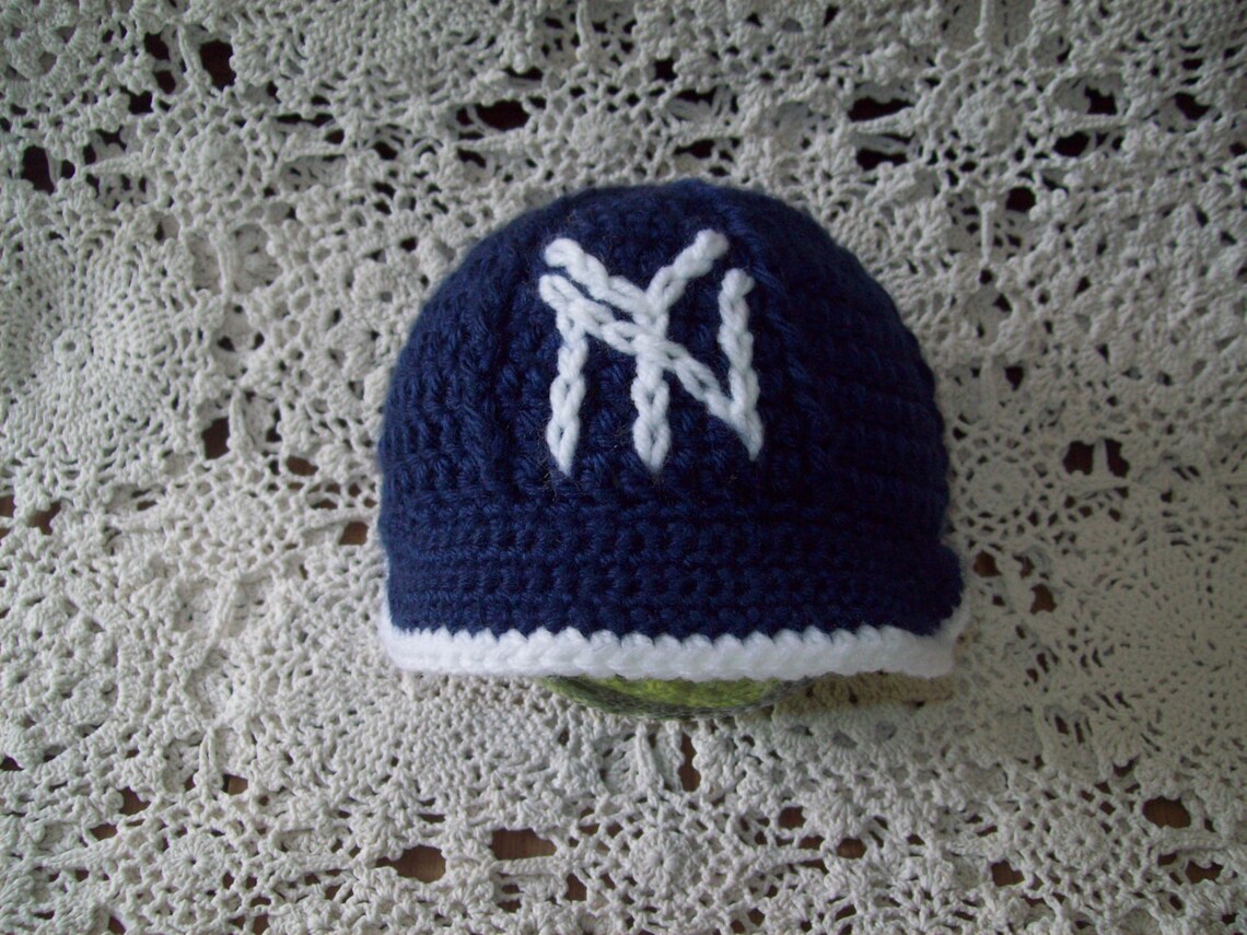 NY YANKEES Baseball Crochet Hat W/ Brim for Infant Baby Boy or Girl A ...