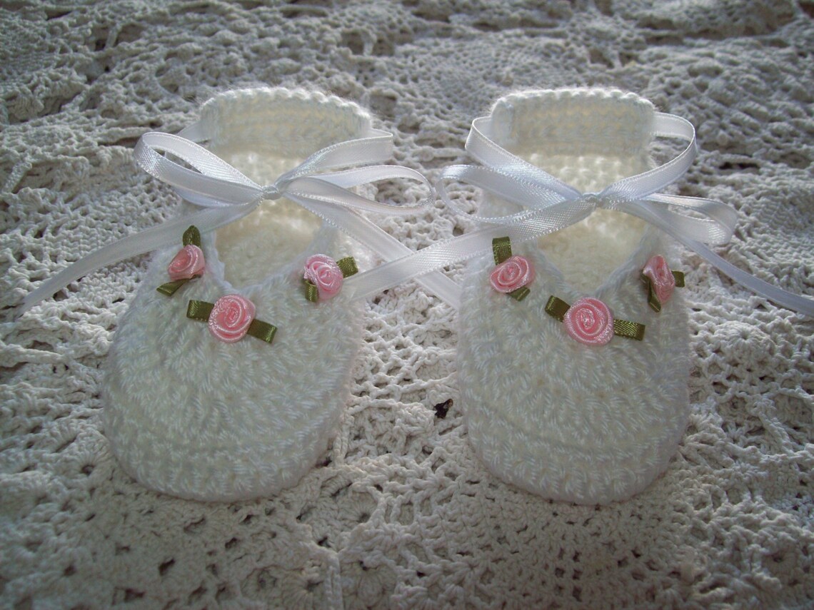 White & Pink Rose Flower BALLET SLIPPERS Satin Ribbon Hand Crochet Baby ...