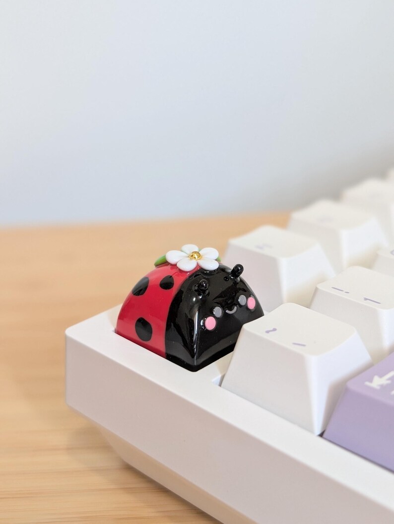 Daisy Ladybug | Cute Artisan Keycap | Handmade - Etsy