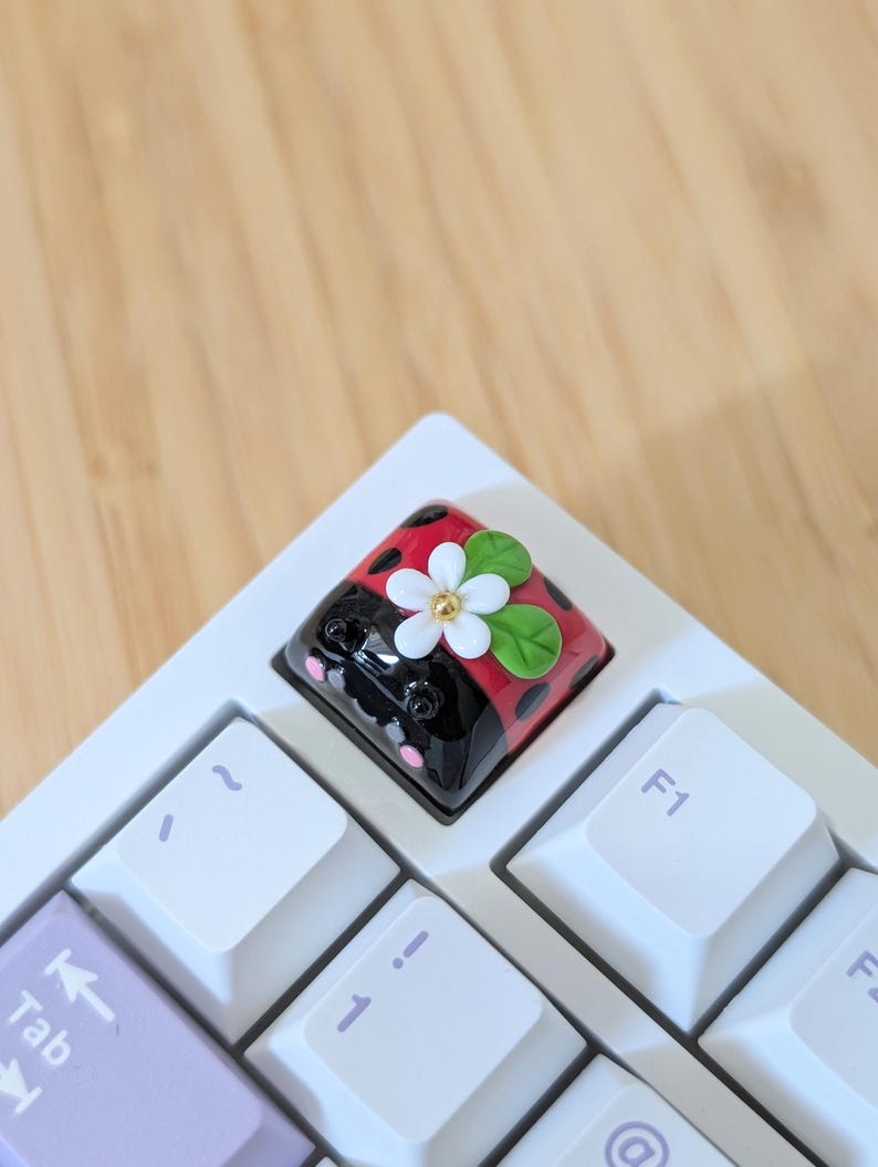Daisy Ladybug | Cute Artisan Keycap | Handmade - Etsy