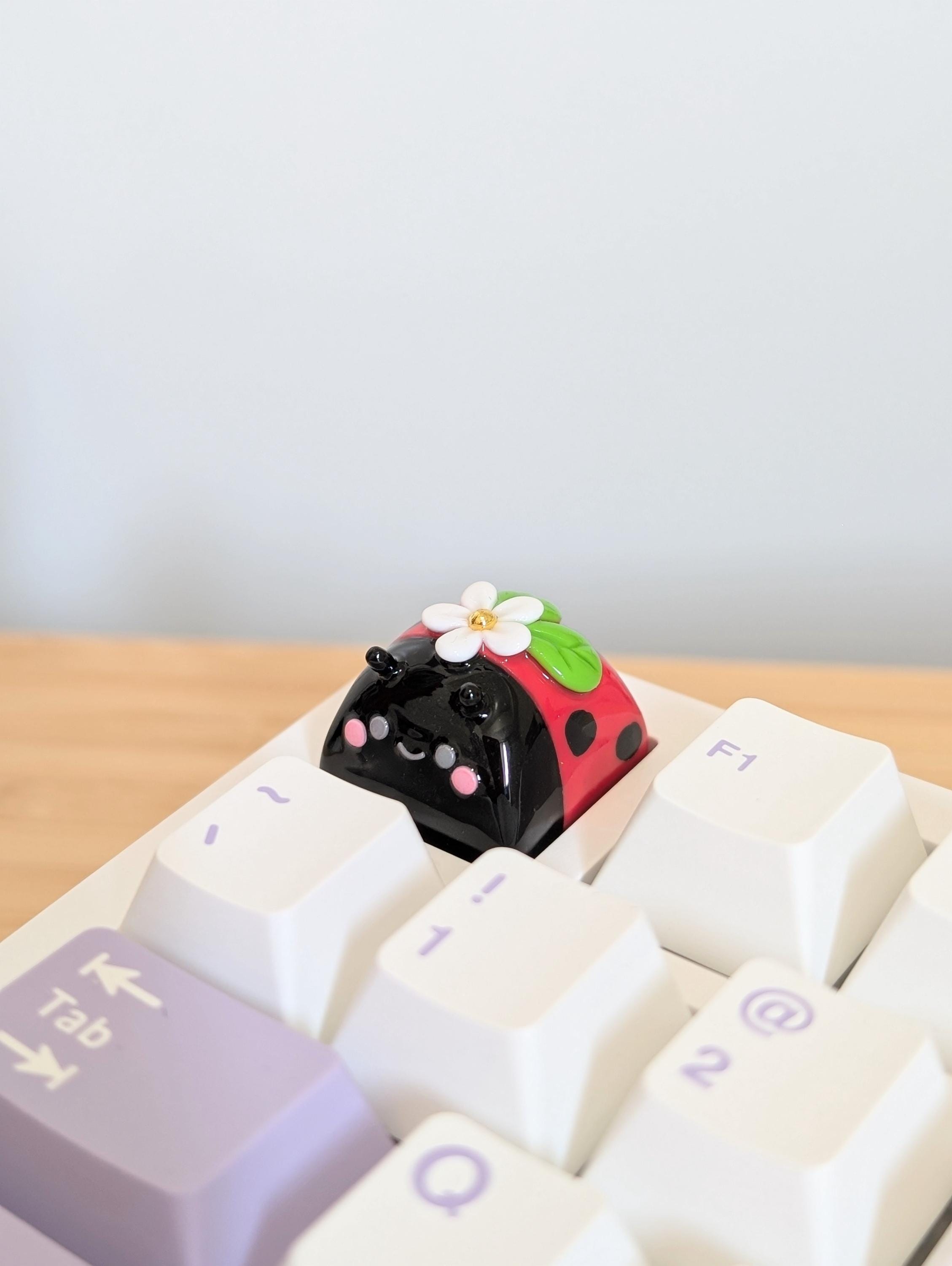Daisy Ladybug | Cute Artisan Keycap | Handmade - Etsy