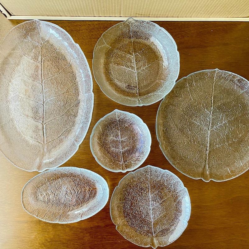Leaf Shaped Glass Plates - Etsy