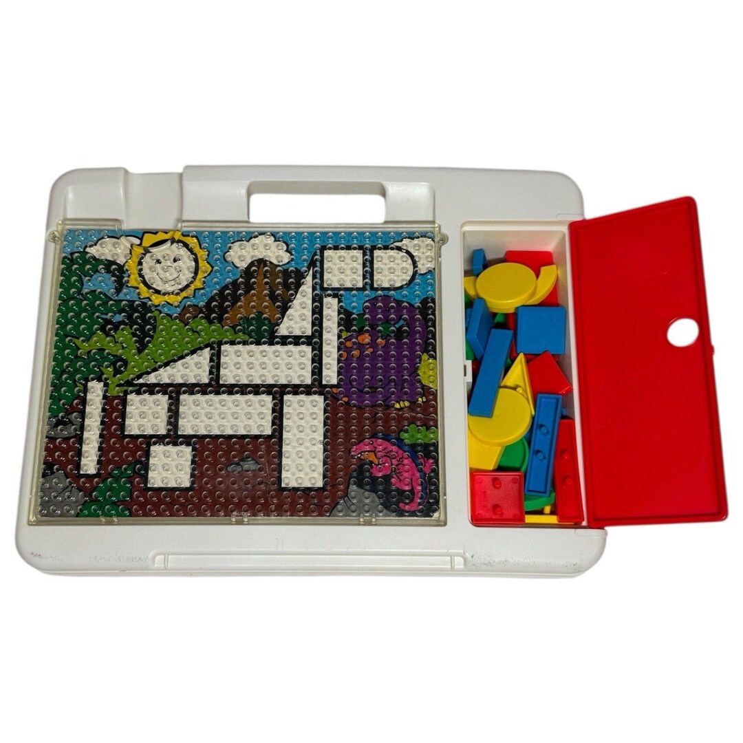 Vintage 1995 Playskool Creative Shapes Pegboard Game Complete Cards W ...