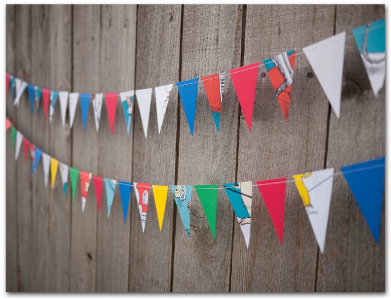 Dr. Seuss Mini Bunting 9 Feet Choose From the Cat in the - Etsy