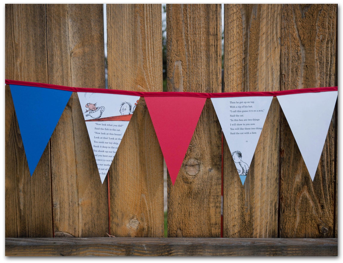 The Cat in the Hat Dr. Seuss Paper Bunting 9 Feet the Cat - Etsy