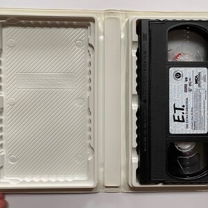 Vintage E.T VHS Video Tape Movie Full Length Supernatural Alien Sci Fi ...