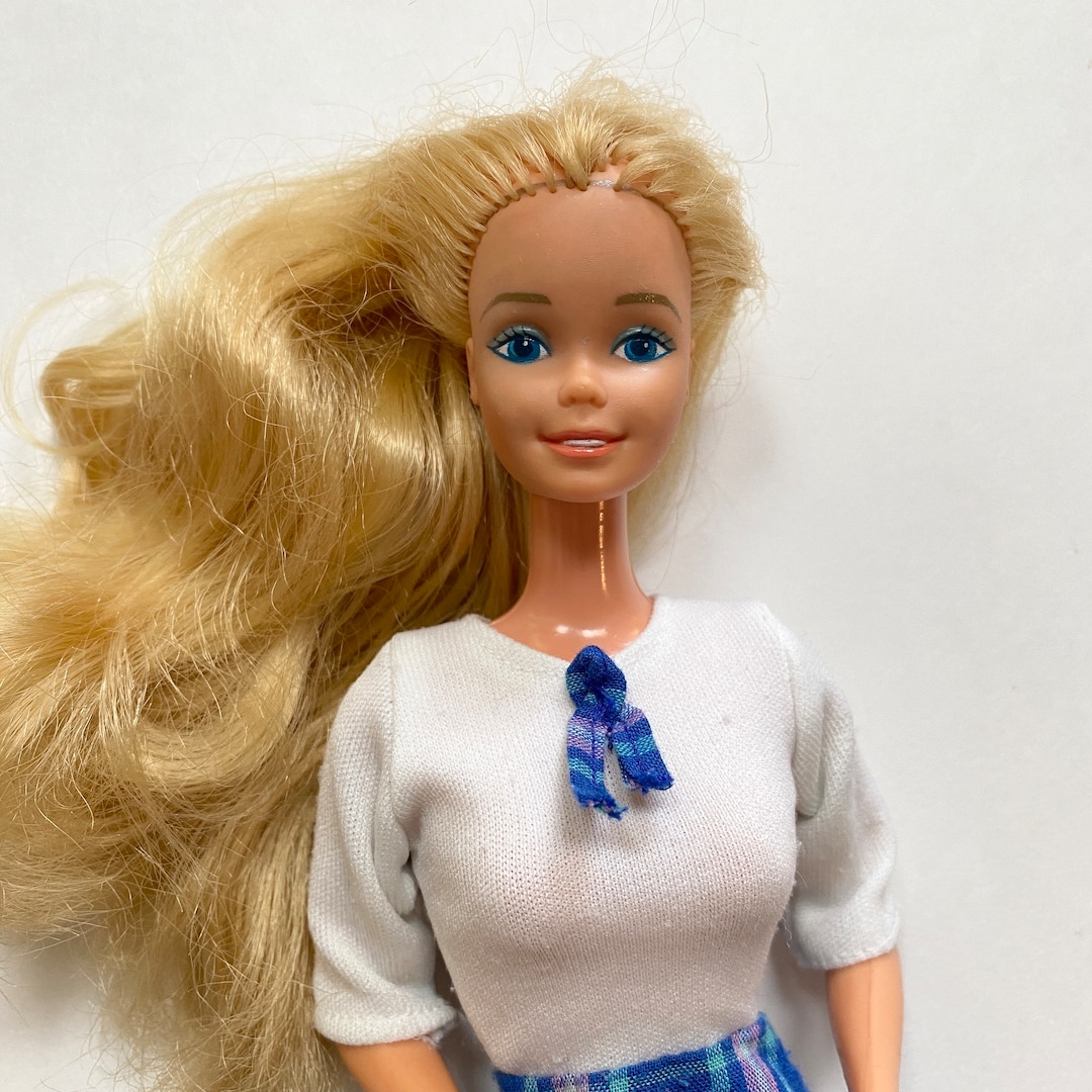 1982 Twirly Curls Barbie Doll Vintage Collectible Long Blonde Curly ...