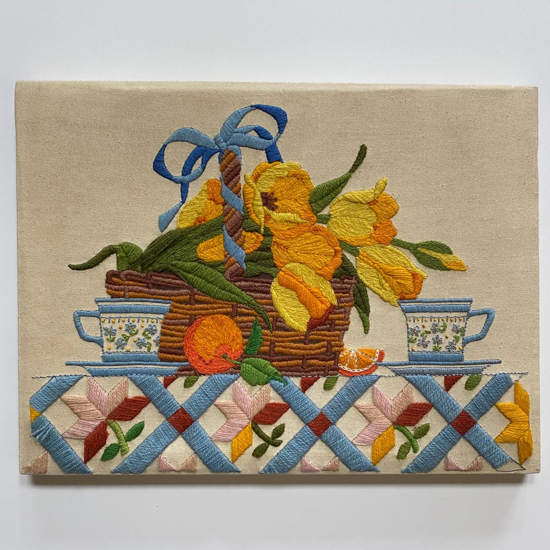 Crewel Embroidered Wall Art Spring Bouquet 0323 Creative Circle 1981 ...