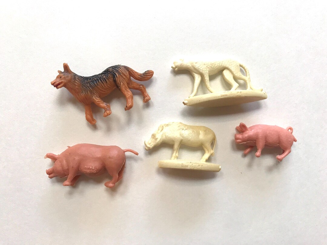 SALE Mini Plastic Animals for Railroad Set Coca Cola Giveaway Farm Pigs ...