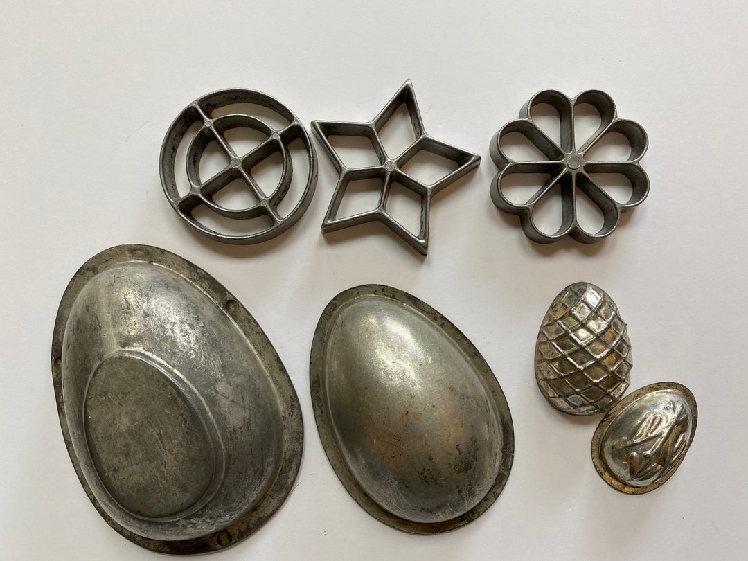 Vintage Tin Chocolate Baking Molds Culinary Arts Tins Collectible ...