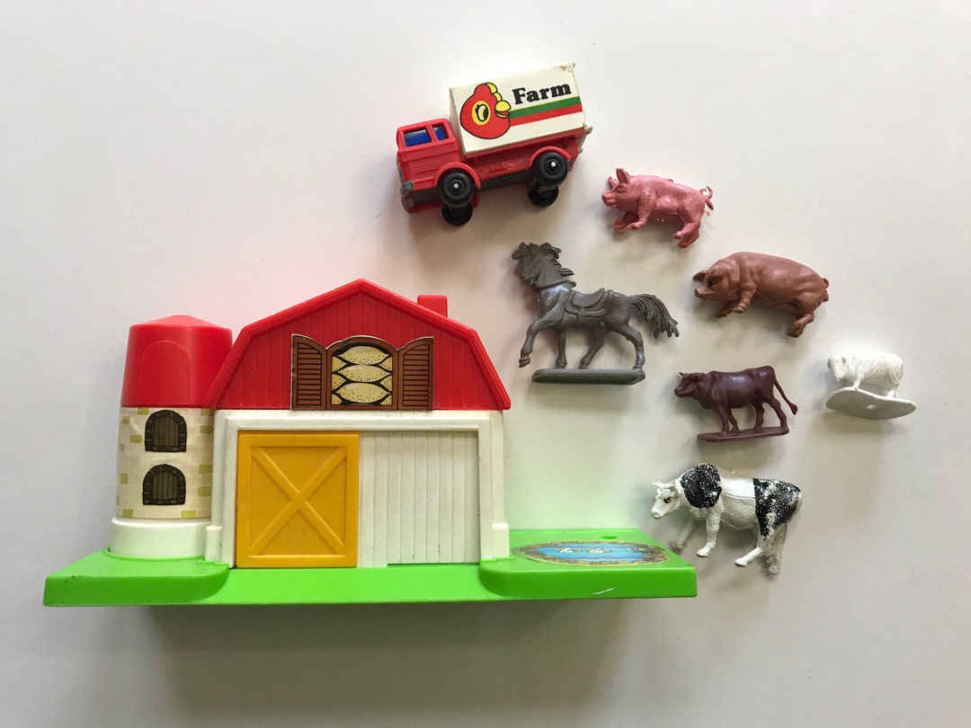 SALE 1960s Jimson Farm Animals Barn Tractor 60s Kids Toy Pretend Play ...