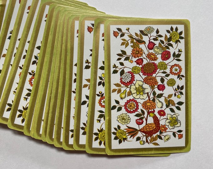 Playing Cards Complete Deck Hoyle Plastic Coated USA Floral Design ...