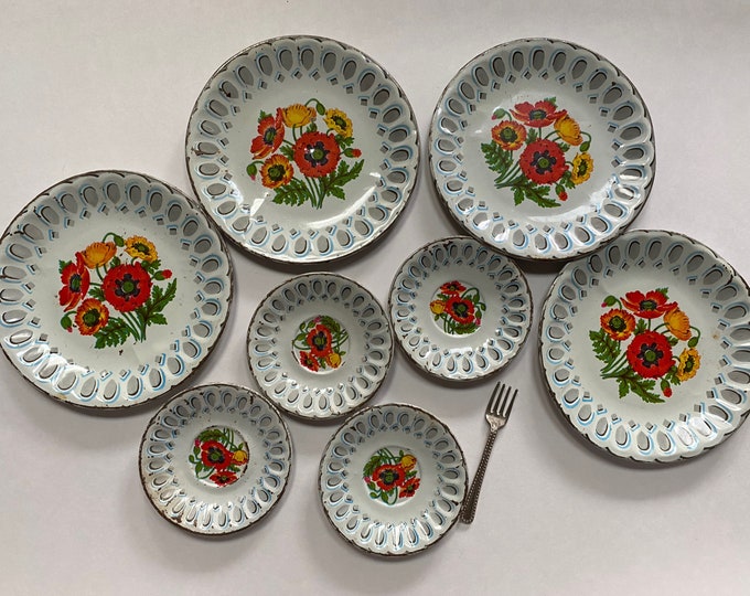 Vintage Tin Tea Set Plates 60s 70s Girls Pretend Play Collectible ...