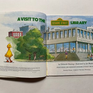 A Visit to the Sesame Street Library Childrens Book 1986 - Etsy