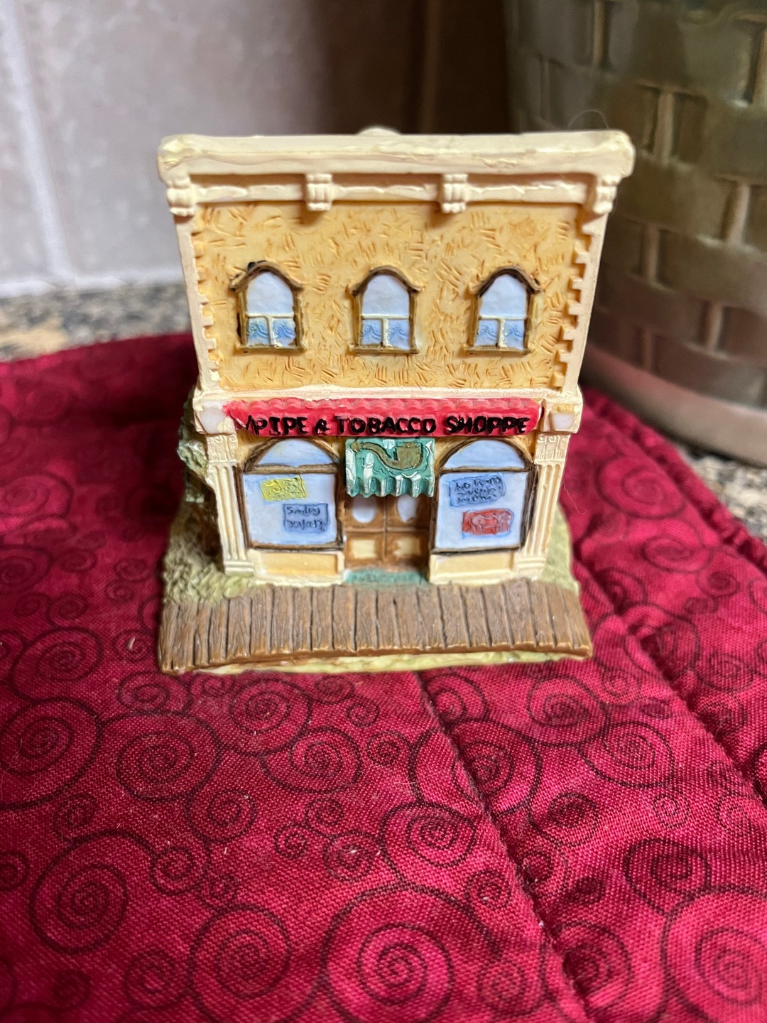 Vintage Liberty Falls Figurine Pipe and Tobacco Shoppe House Figurine ...