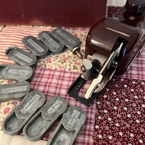 Vintage Kenmore Buttonhole Attachment Set With Templates - Etsy