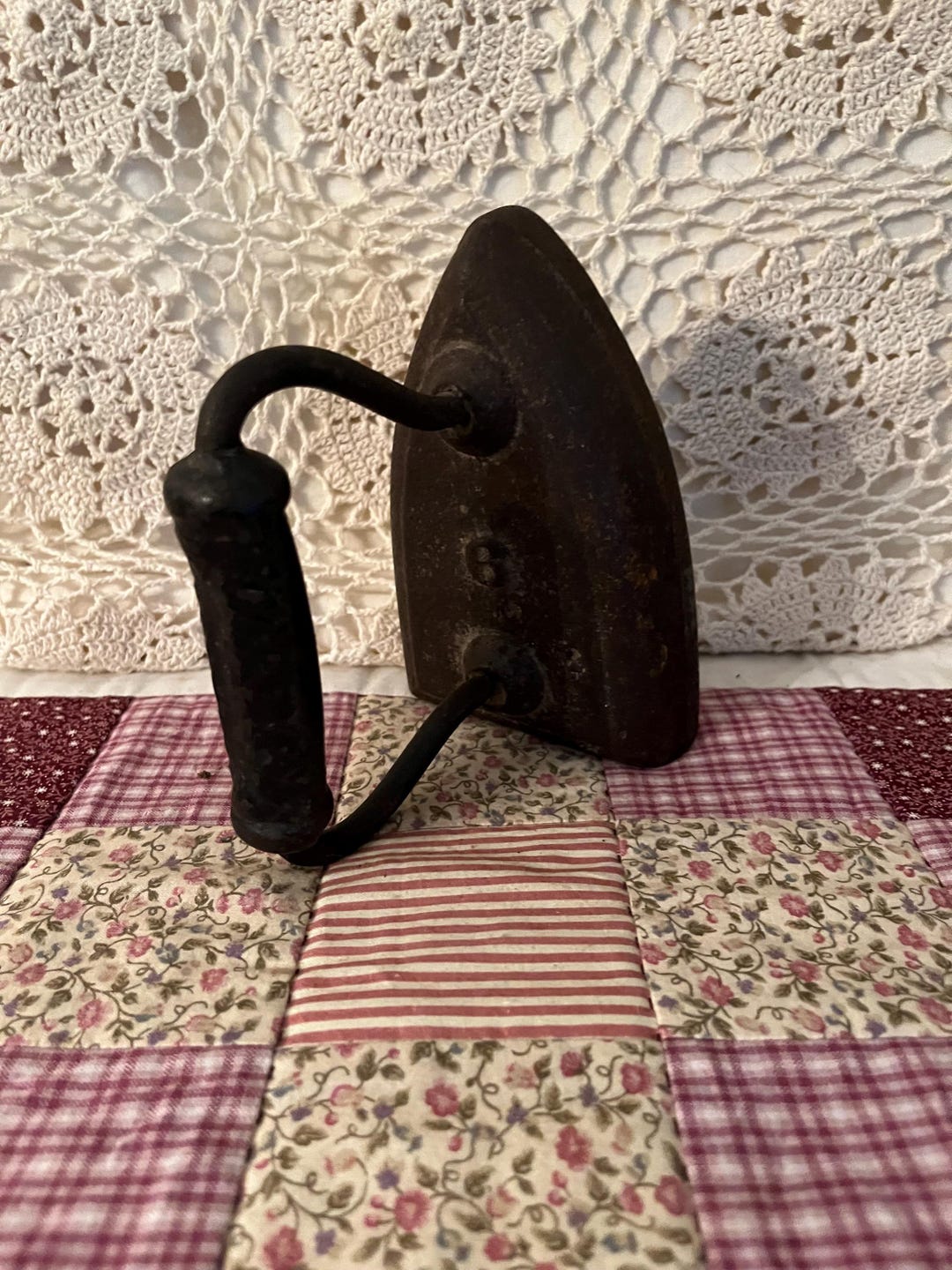 Number 6 Cast Iron Clothing Iron Vintage Stove Top Iron Vintage Sewing ...