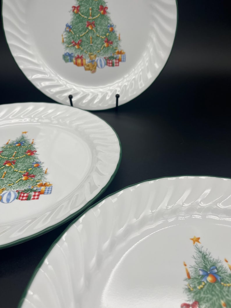 Corelle Holiday Magic Dinner Plate Set 3 Pieces Christmas Dinner Plates ...