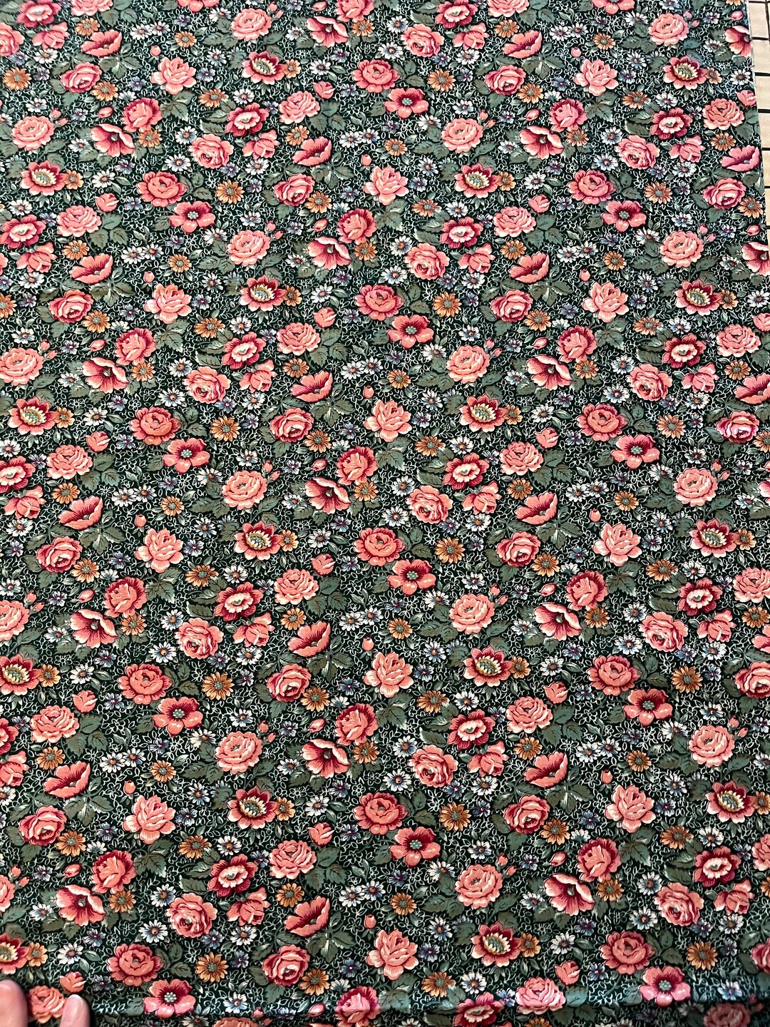 Green Floral Calico Fabric 2 Yards X 42 Wide Fabric Flower Fabric ...