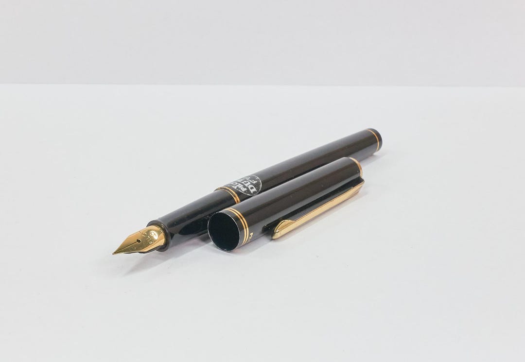 Pilot Duet FS Fountain Pen / Black With Gold Trim / Vintage Japan - Etsy