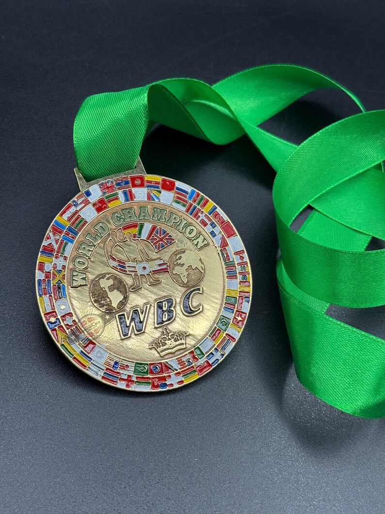 WBC Gold Medal Replica – Boxing Trophy, Championship Award Souvenir ...