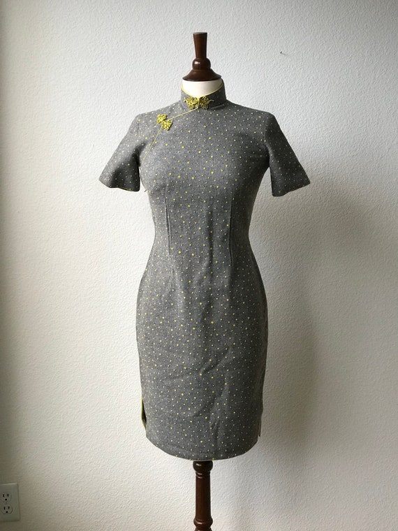 vintage grey wool qipao with yellow polka dots sz xs - Gem
