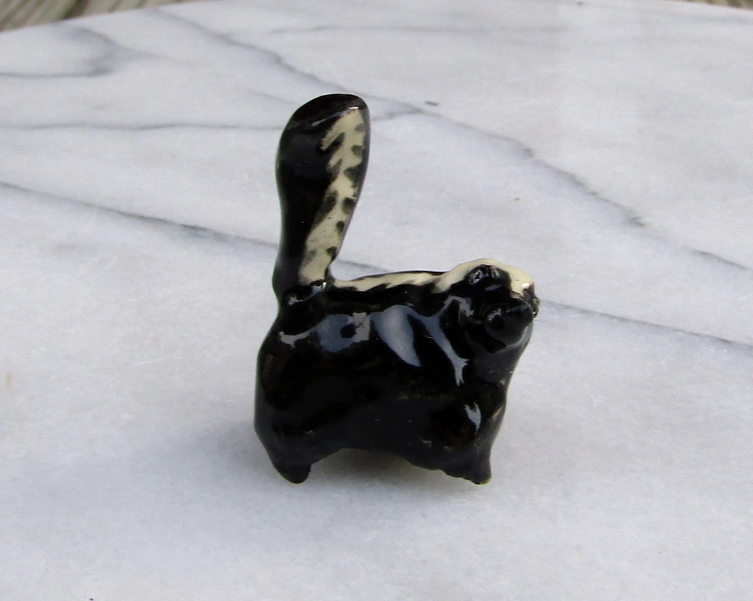 Skunk Miniature - Pottery Skunk - Dollhouse Animal - Sculpted Animal - Etsy