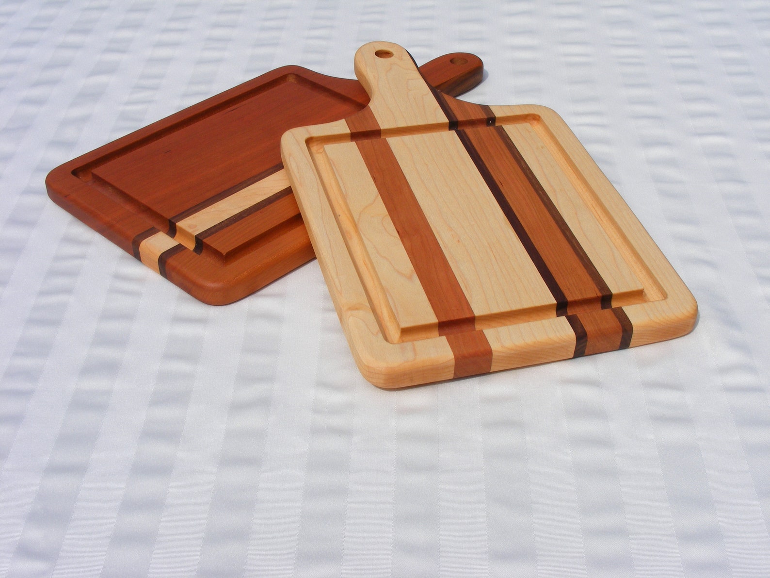 Paddle Cutting Board With Extra Deep Groove and Handle Maple - Etsy
