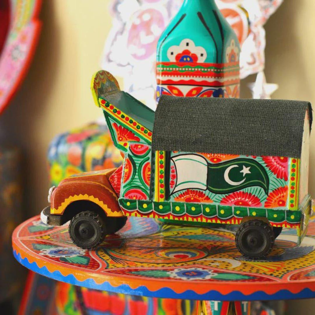 Handmade Wooden Truck Toy | Pakistani Truck Art | Hand Painted Lorry ...