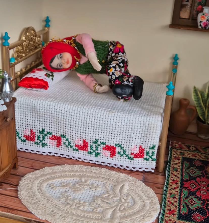 1/12 Scale Miniature Bed STL - Printable Dollhouse Furniture With ...