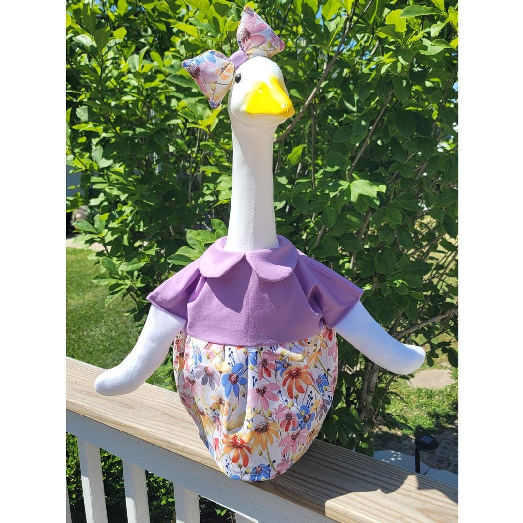 Daisy Porch Goose Dress With Wings & Bow Outfit Handmade Summer Floral ...
