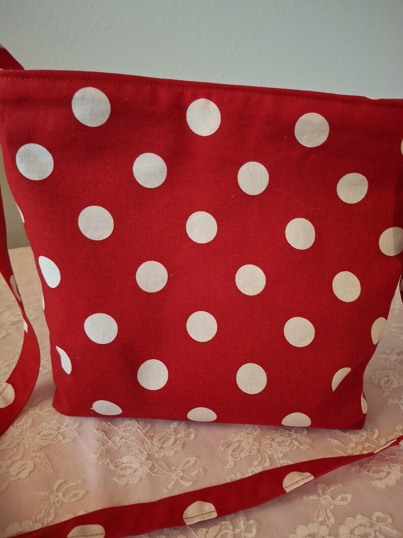 Be Theme Park Ready With This Cute Red Dot Shoulder Purse With Open ...