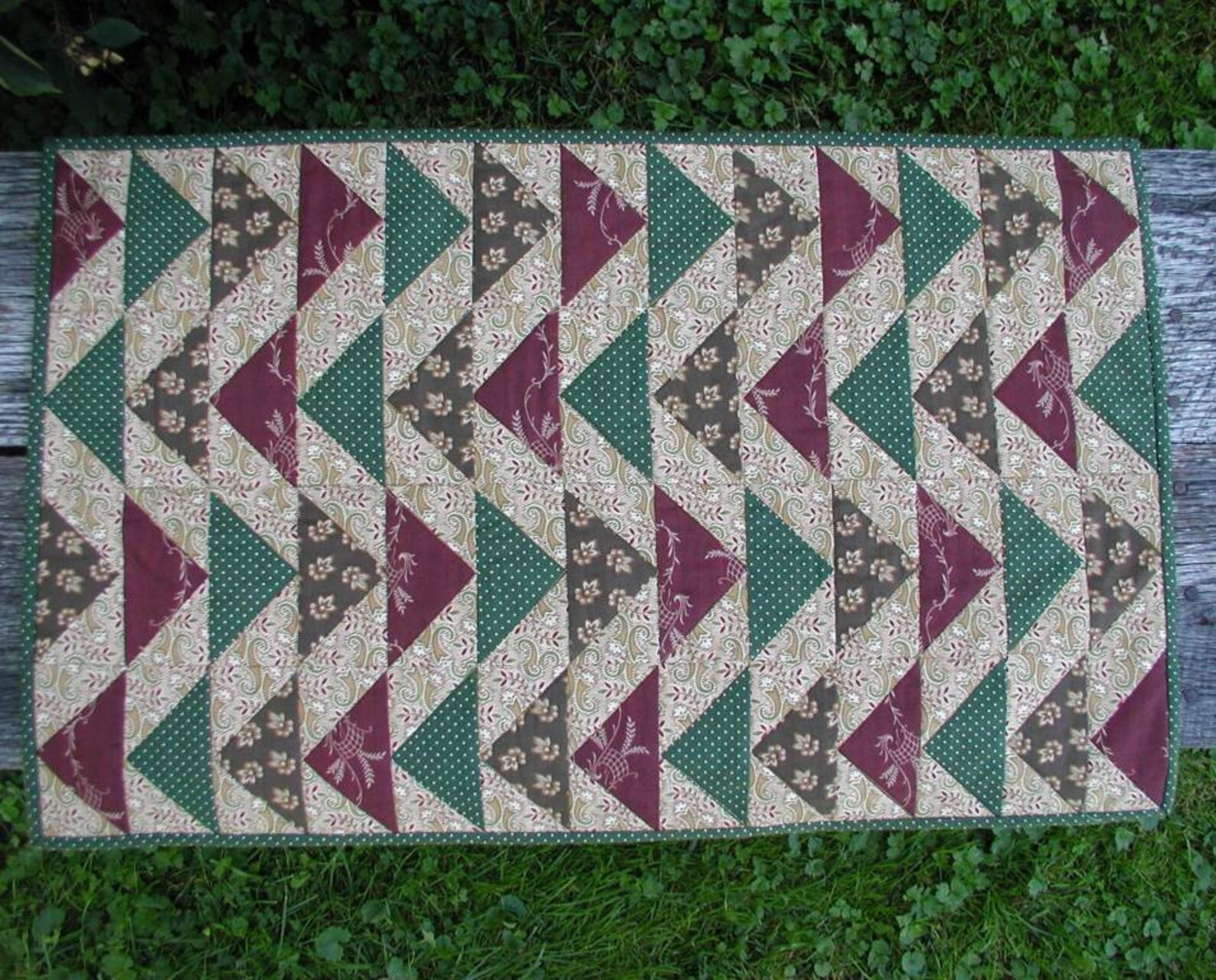 Flight Path Flying Geese Quilted Table Runner - Etsy
