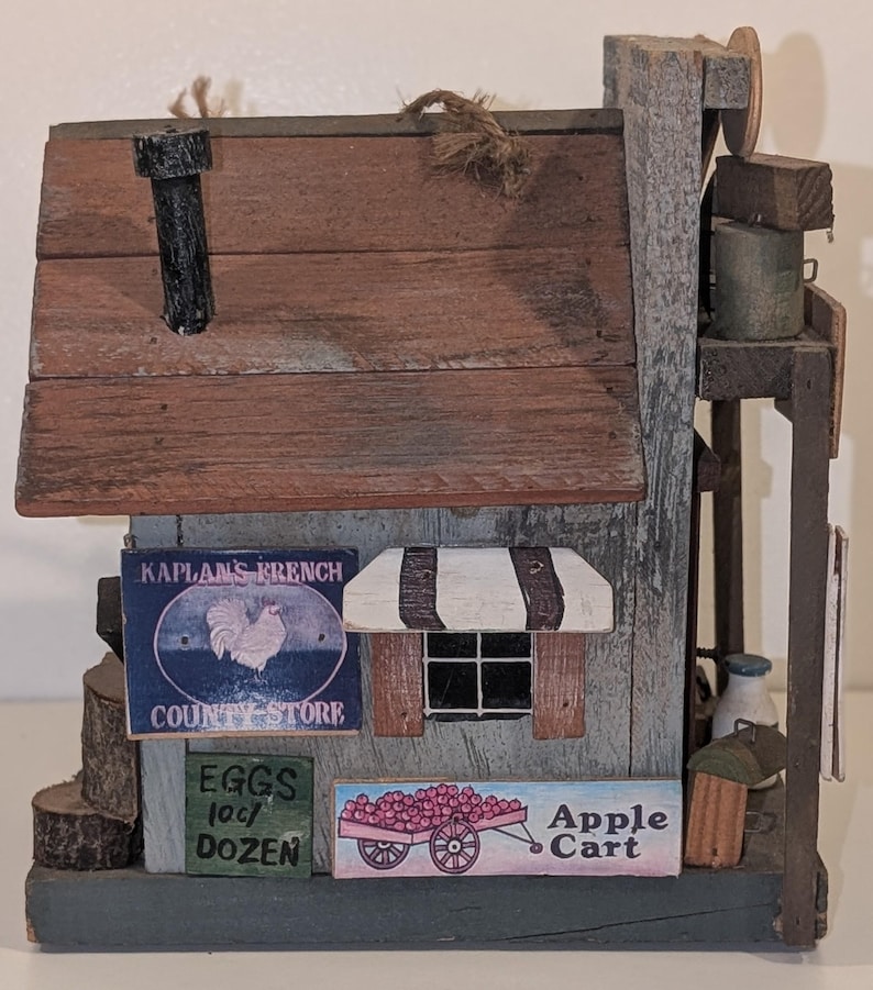 Old Fashioned ‘general Store’ Birdhouse | Rustic Wooden Bird Nesting ...