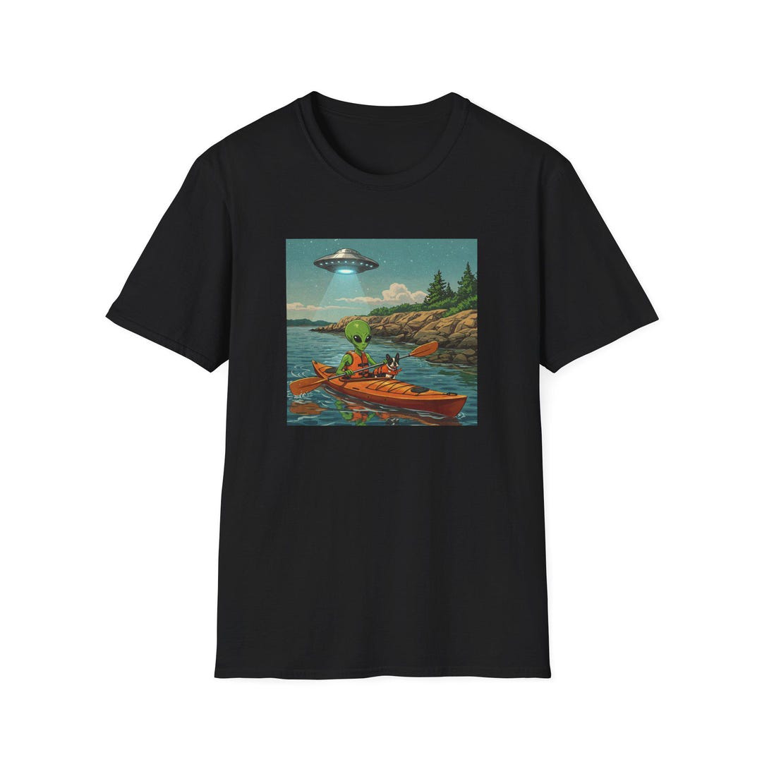 Alien & French Bulldog Kayaking Unisex Softstyle T-shirt - Retro UFO ...