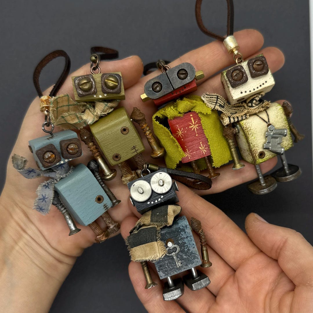 Tiny Robots Keychain / Upcycled Mini Robots - Etsy